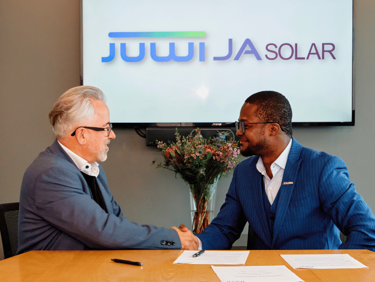 Project Milestone: JUWI signs 420,000-panel panel deal with JA Solar - JUWI